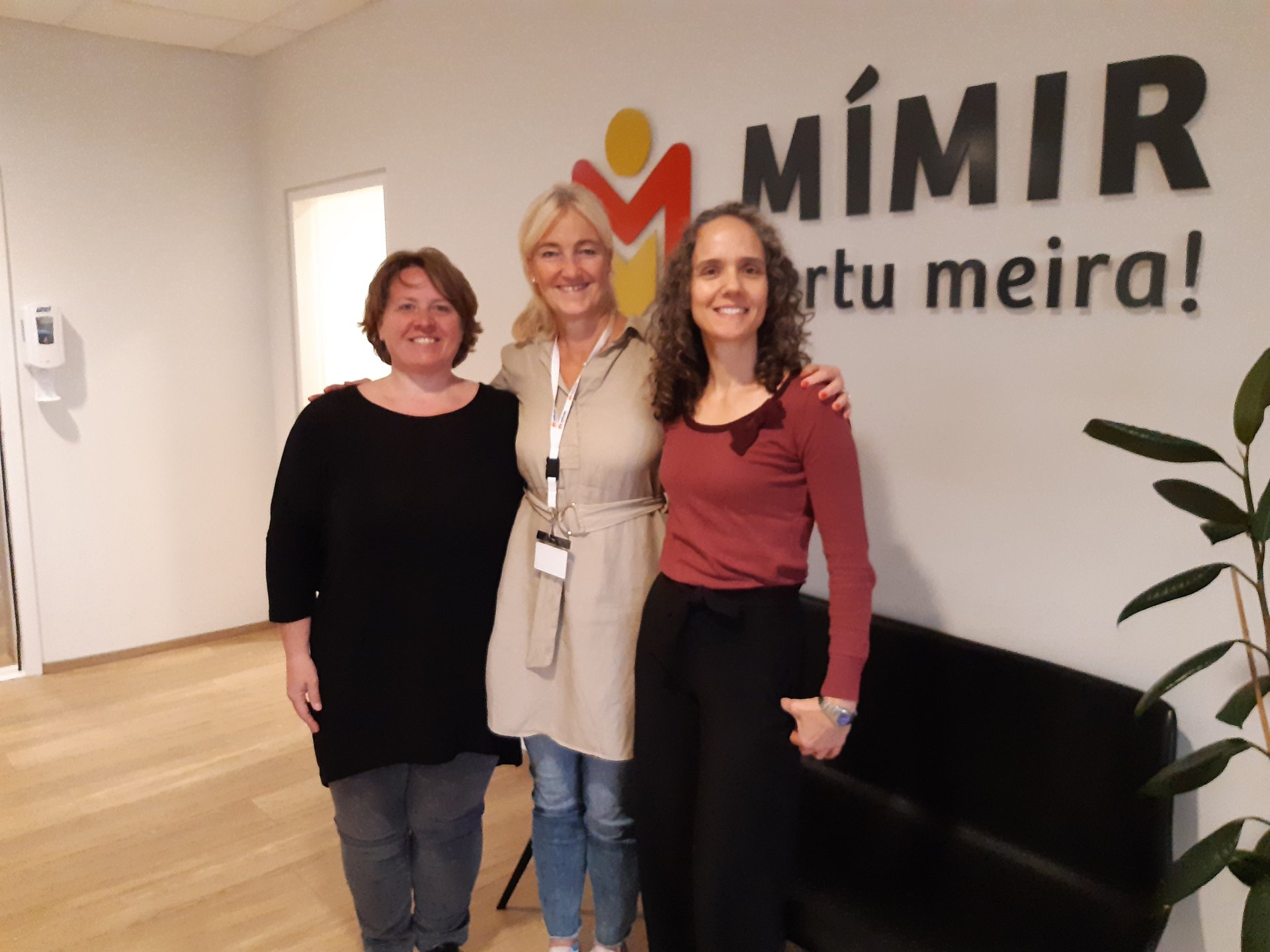 Erasmus tengir Mími við fullorðinsfræðslumiðstöðvar um allan heim ...